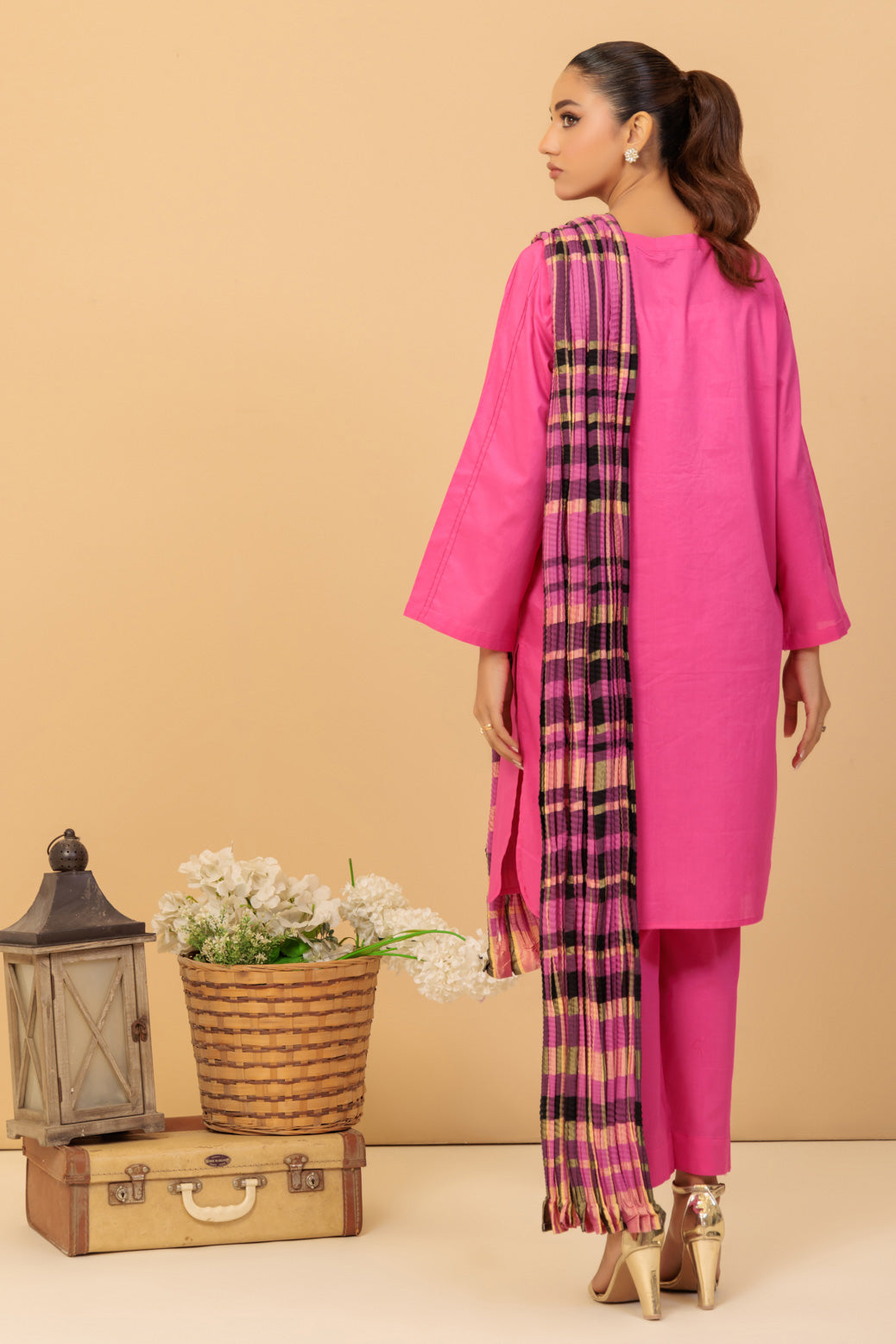 PINK-CAMBRIC-3 PIECE (BS2243P18) Bin 60 R14 – Bonanza Satrangi
